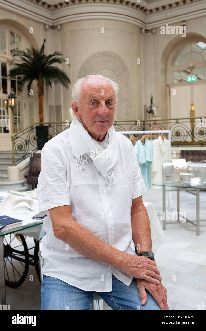 Irish designer Paul Costelloe presents his Spring/Summer 2021 ...