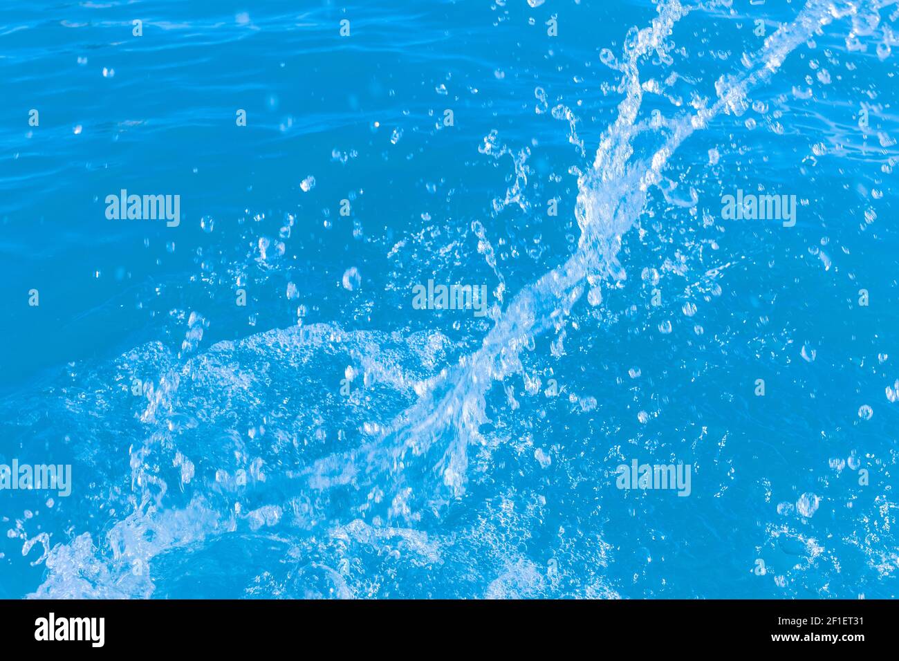 Splashing seawater splash hi-res stock photography and images - Alamy