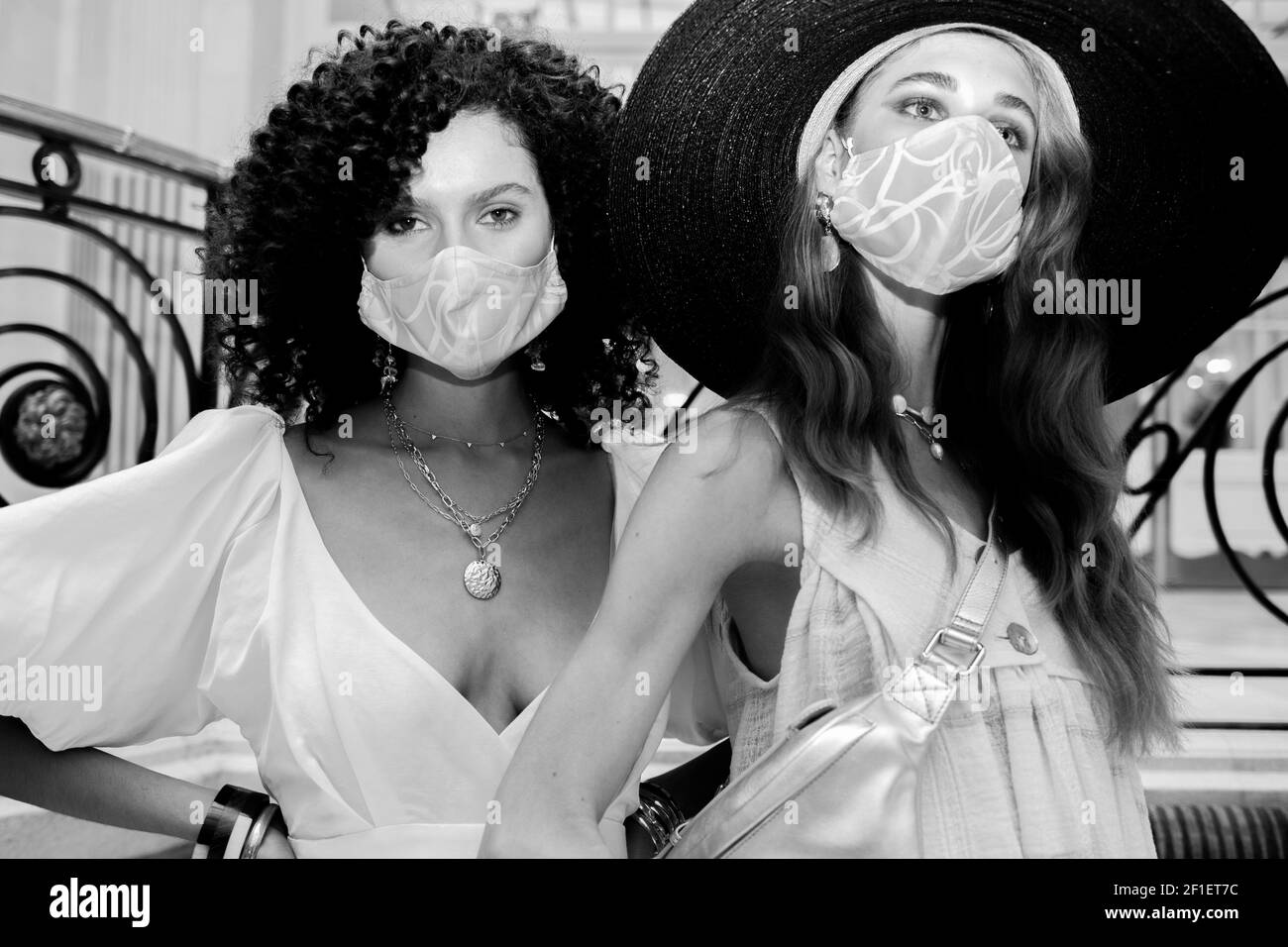Part fashion week in Black and White Stock Photos & Images - Alamy