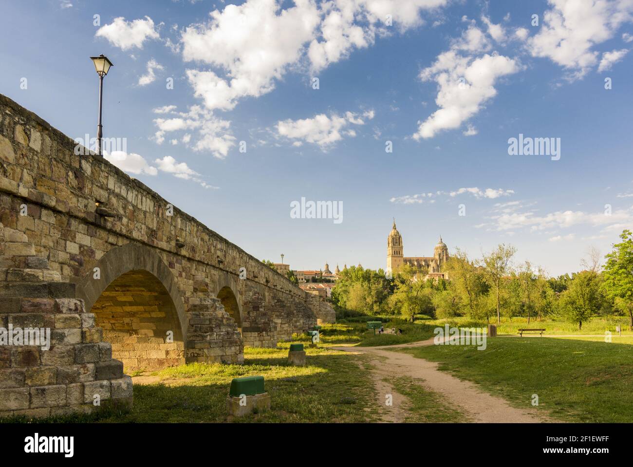 Ancient roman bridge hi-res stock photography and images - Alamy