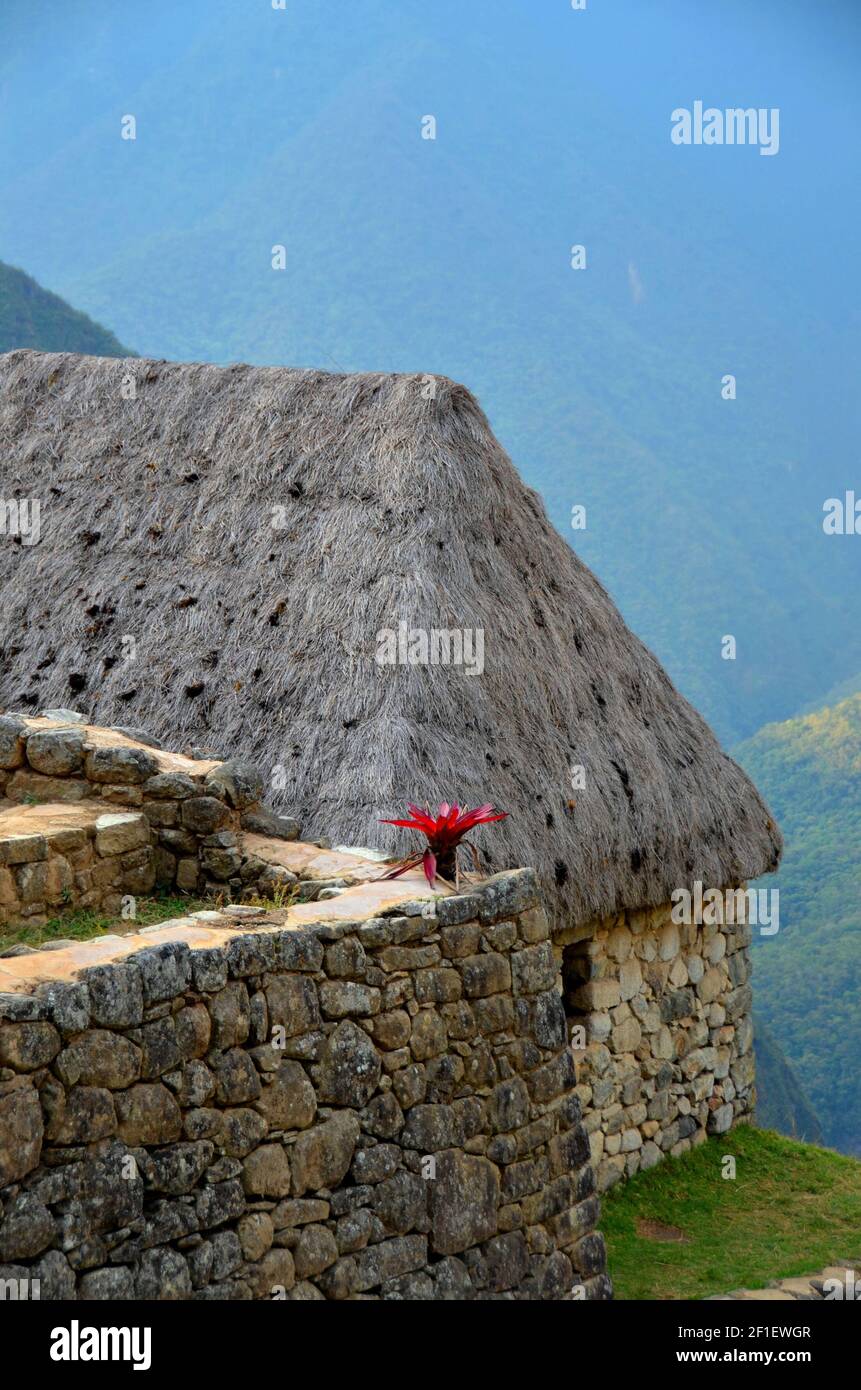 Terraces huts machu picchu ruins hi-res stock photography and images ...