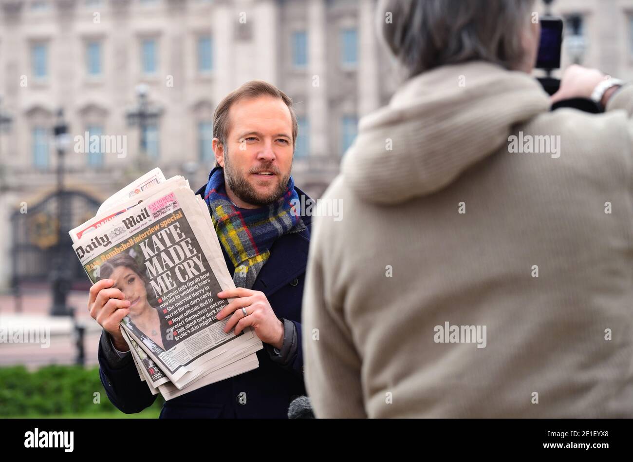 News Correspondent High Resolution Stock Photography and Images - Alamy