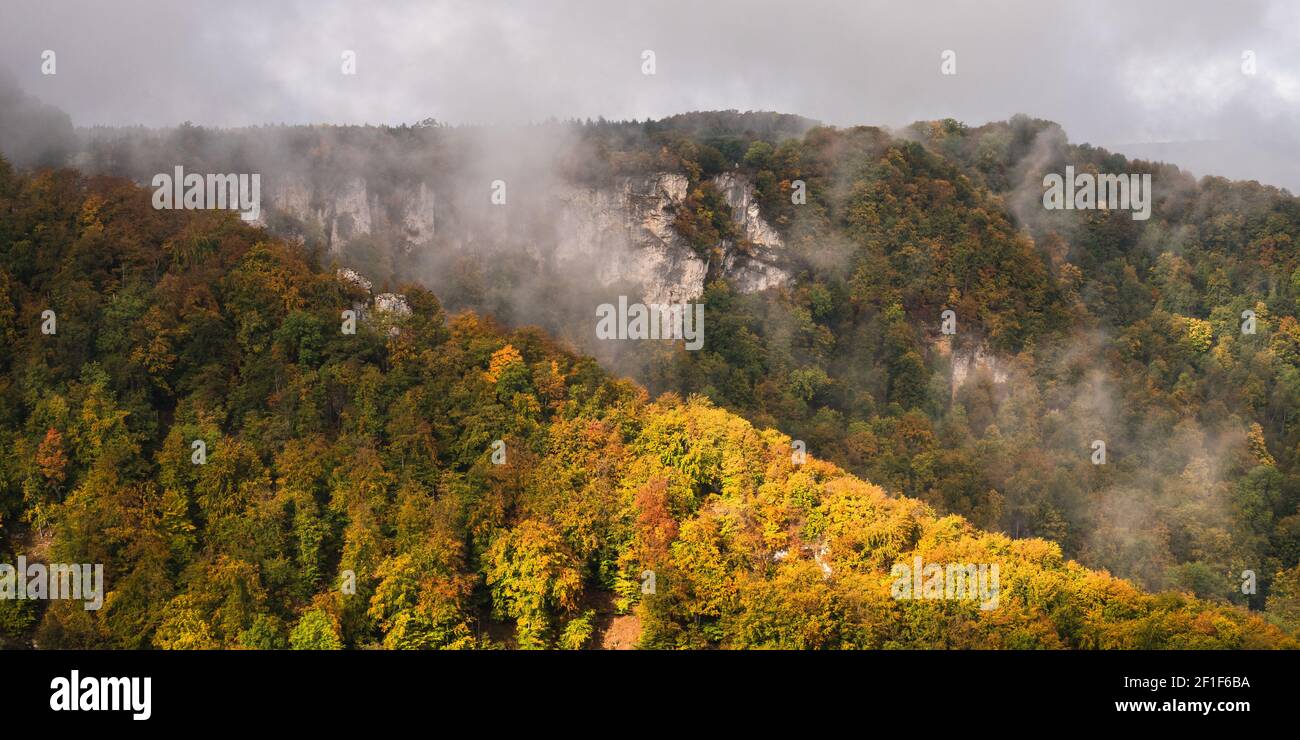 Atmospheric fog hi-res stock photography and images - Alamy