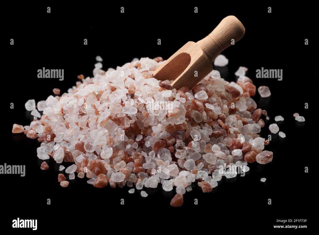 Pile of Salt Crystals Stock Photo - Alamy