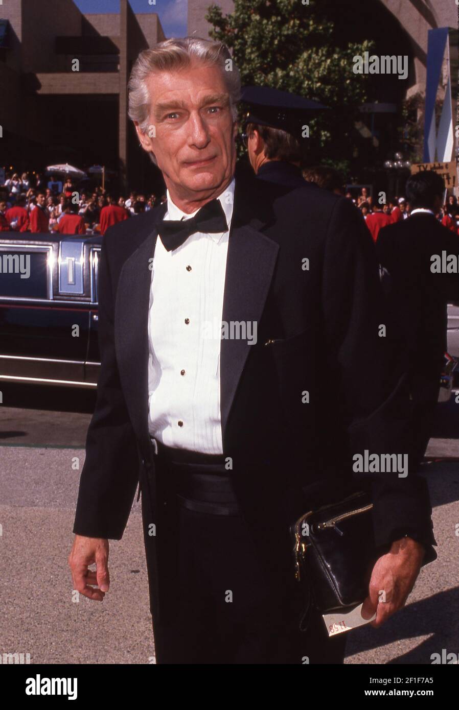 Richard Mulligan attends 41st Annual Primetime Emmy Awards on September ...