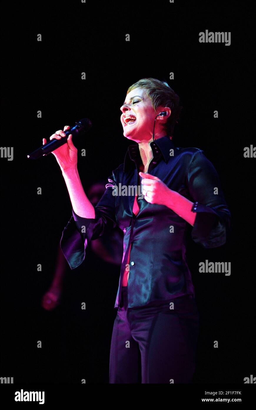 Lisa stansfield performing hi-res stock photography and images - Alamy