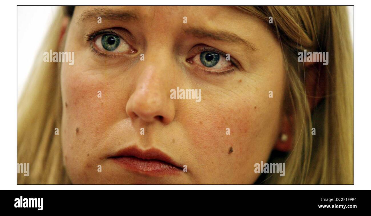 Samantha Roberts at press conf after meeting with Geoff Hoonpic David ...