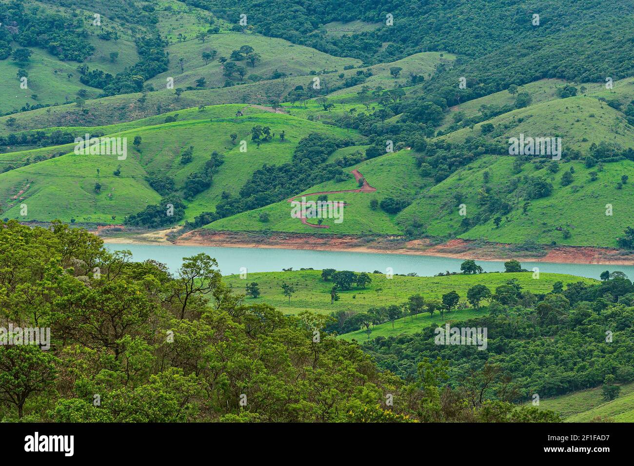 Landscape of mountains and lake of Capitólio, Minas Gerais state ...