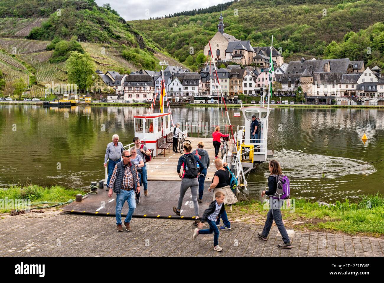 Germany mosel valley beilstein view beilstein hi-res stock photography ...