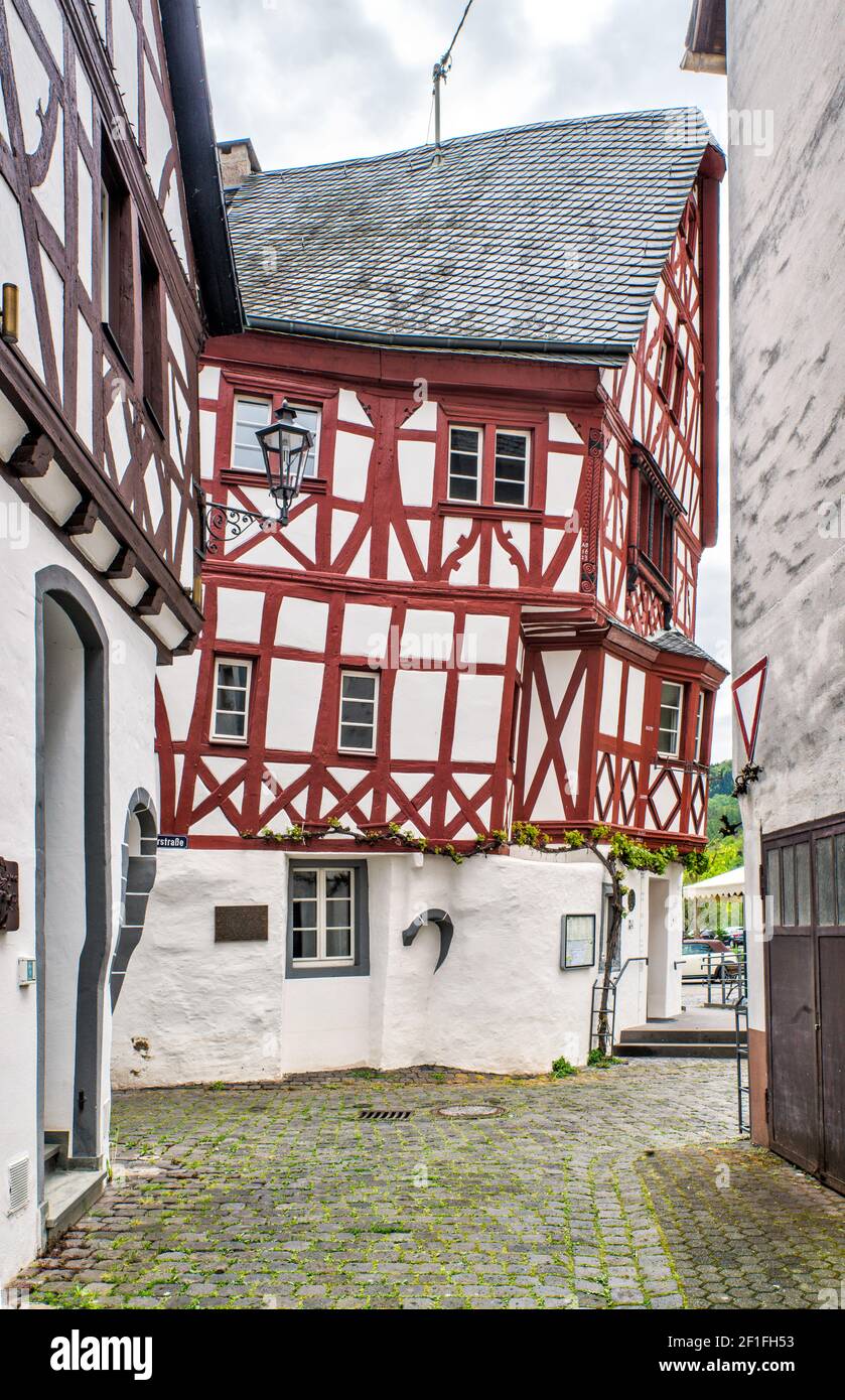Medieval timber framing houses hi-res stock photography and images - Alamy