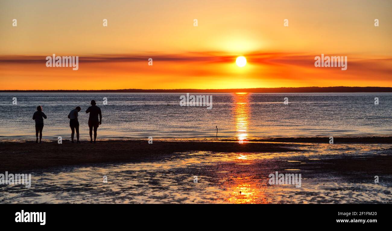 The sunset in the ocean concept of relax Stock Photo - Alamy