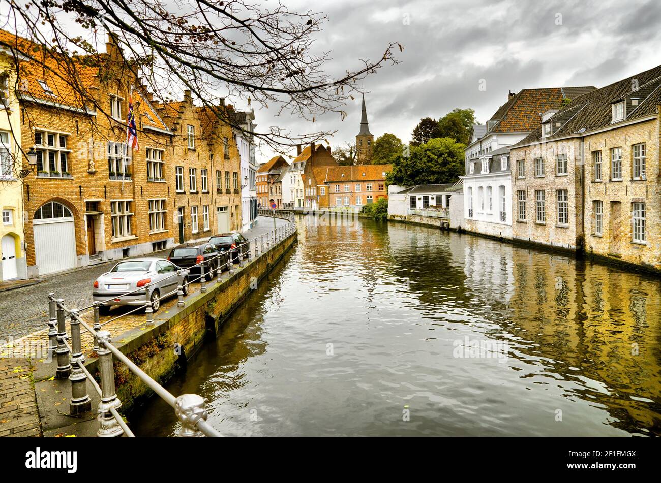 beautiful cityscape of canal in bruges Stock Photo - Alamy