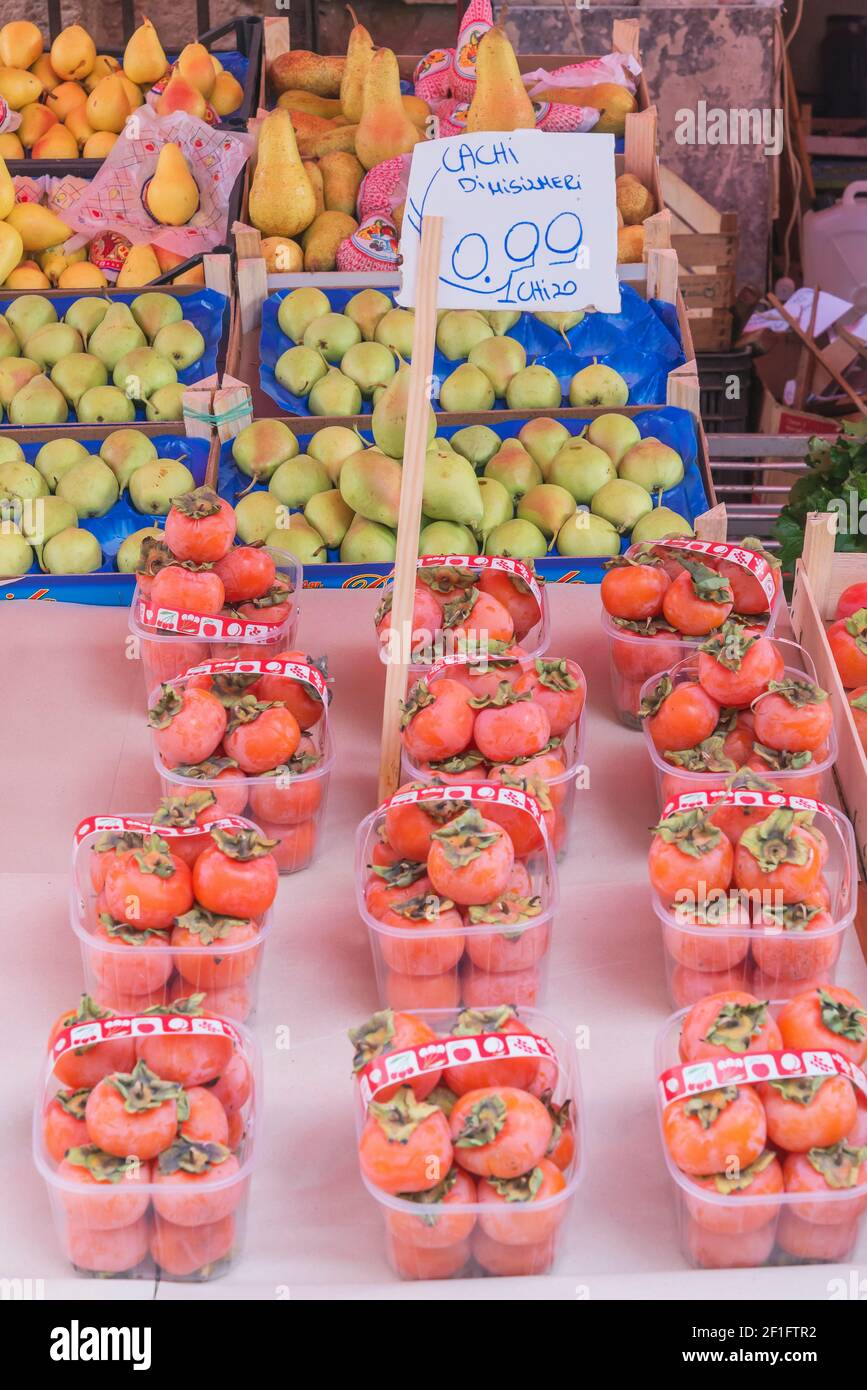 Fruit Booths High Resolution Stock Photography and Images - Alamy