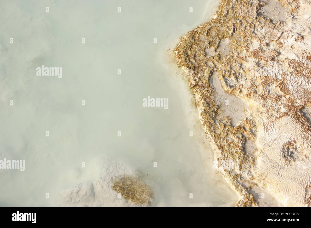 Turquoise water in travertine pools at Pamukkale Stock Photo - Alamy