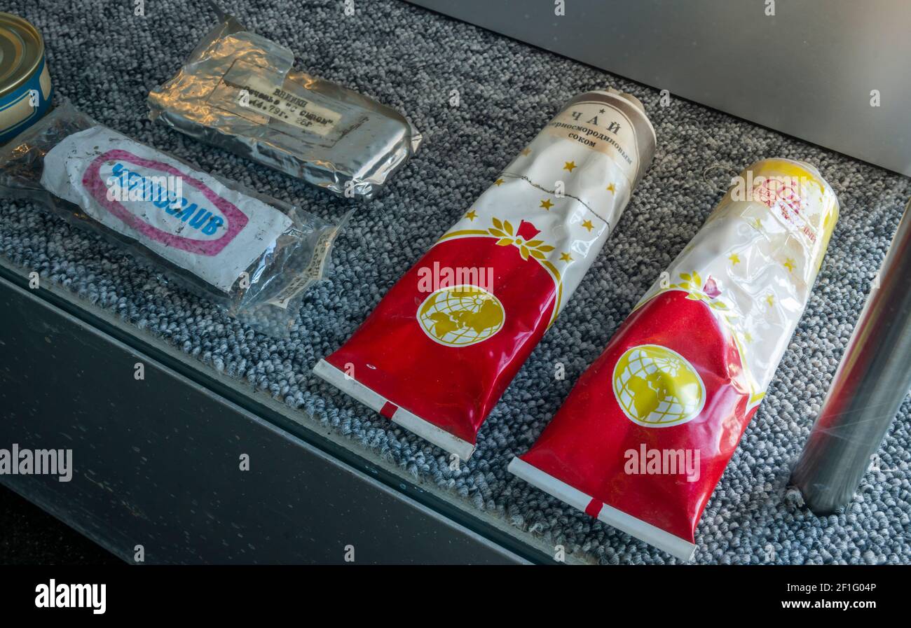 Food in a tube - Original Soviet food rations for cosmonauts (tea ...