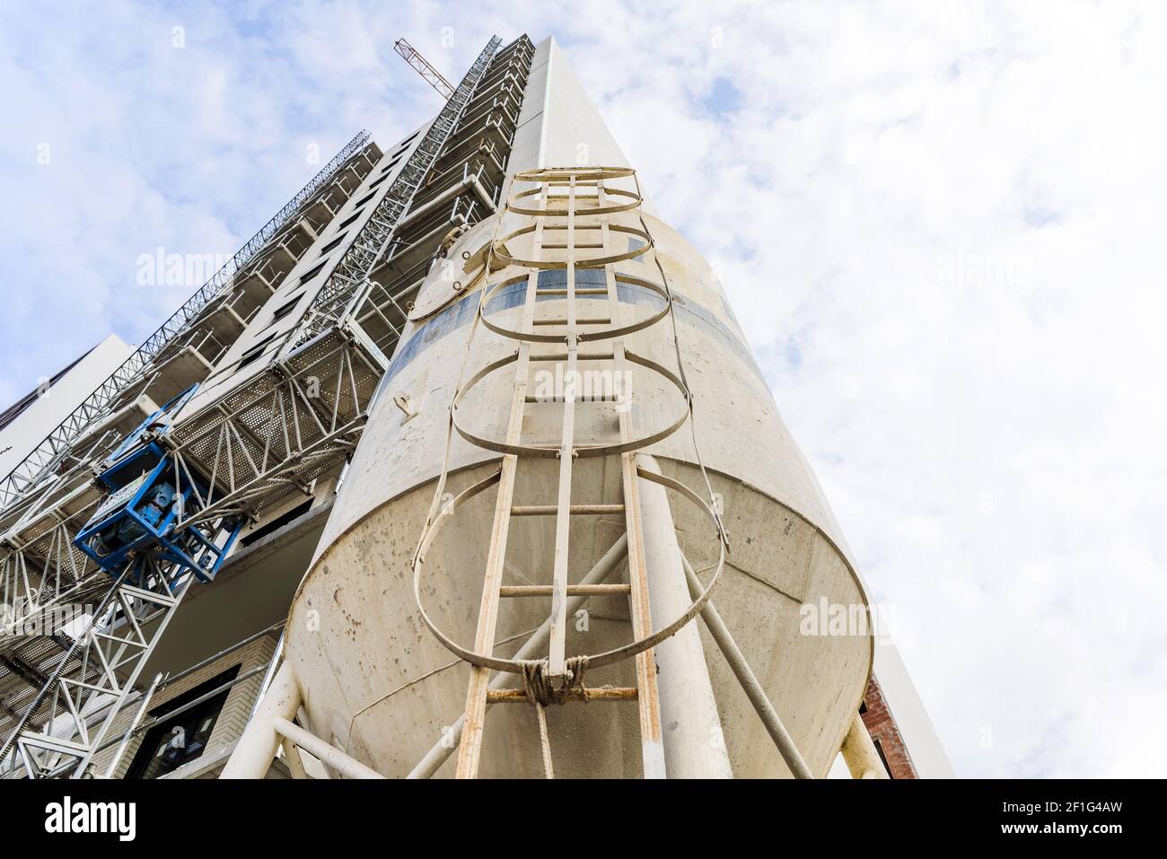 Sand elevator hi-res stock photography and images - Alamy
