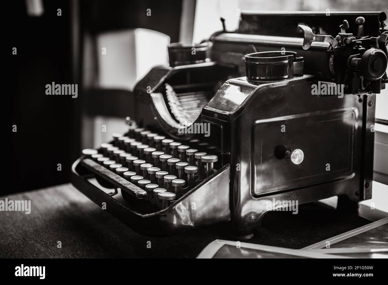 Antique manual typewriter on hi-res stock photography and images - Alamy