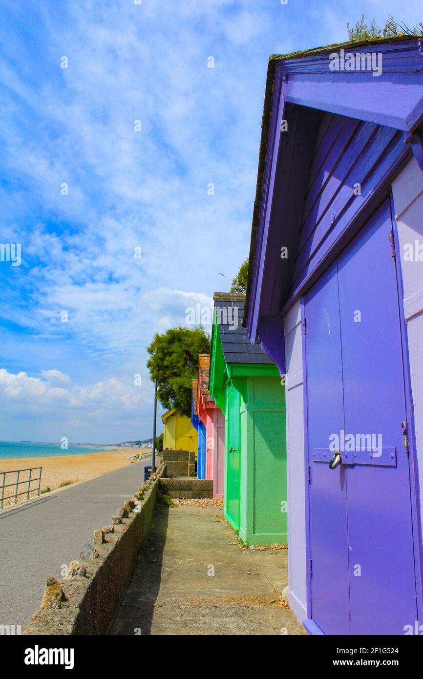 Folkestone kent beach huts hi-res stock photography and images - Alamy