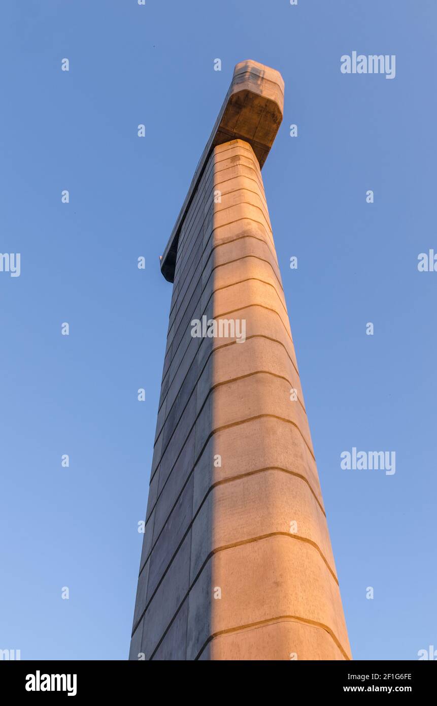 Concrete bridge unfinished road hi-res stock photography and images - Alamy