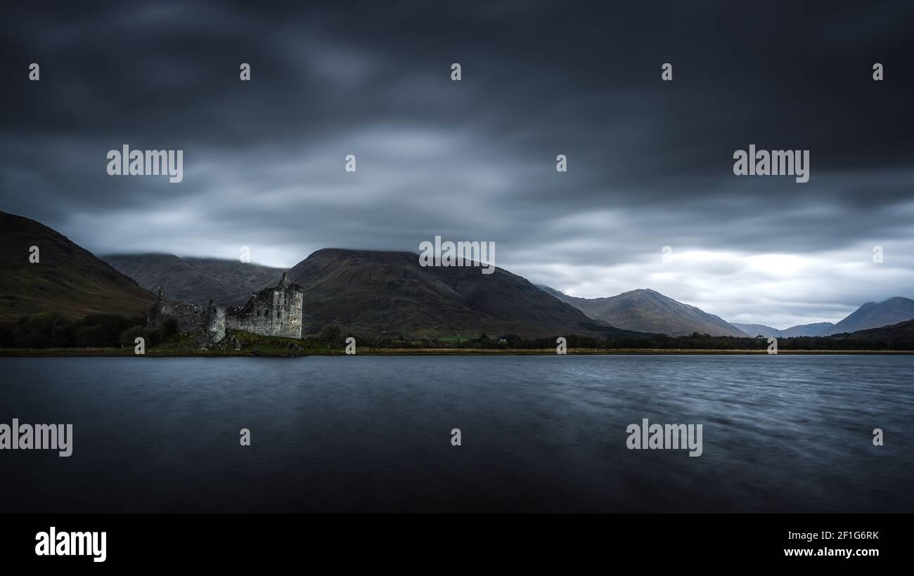 Fast castle scotland hi-res stock photography and images - Alamy