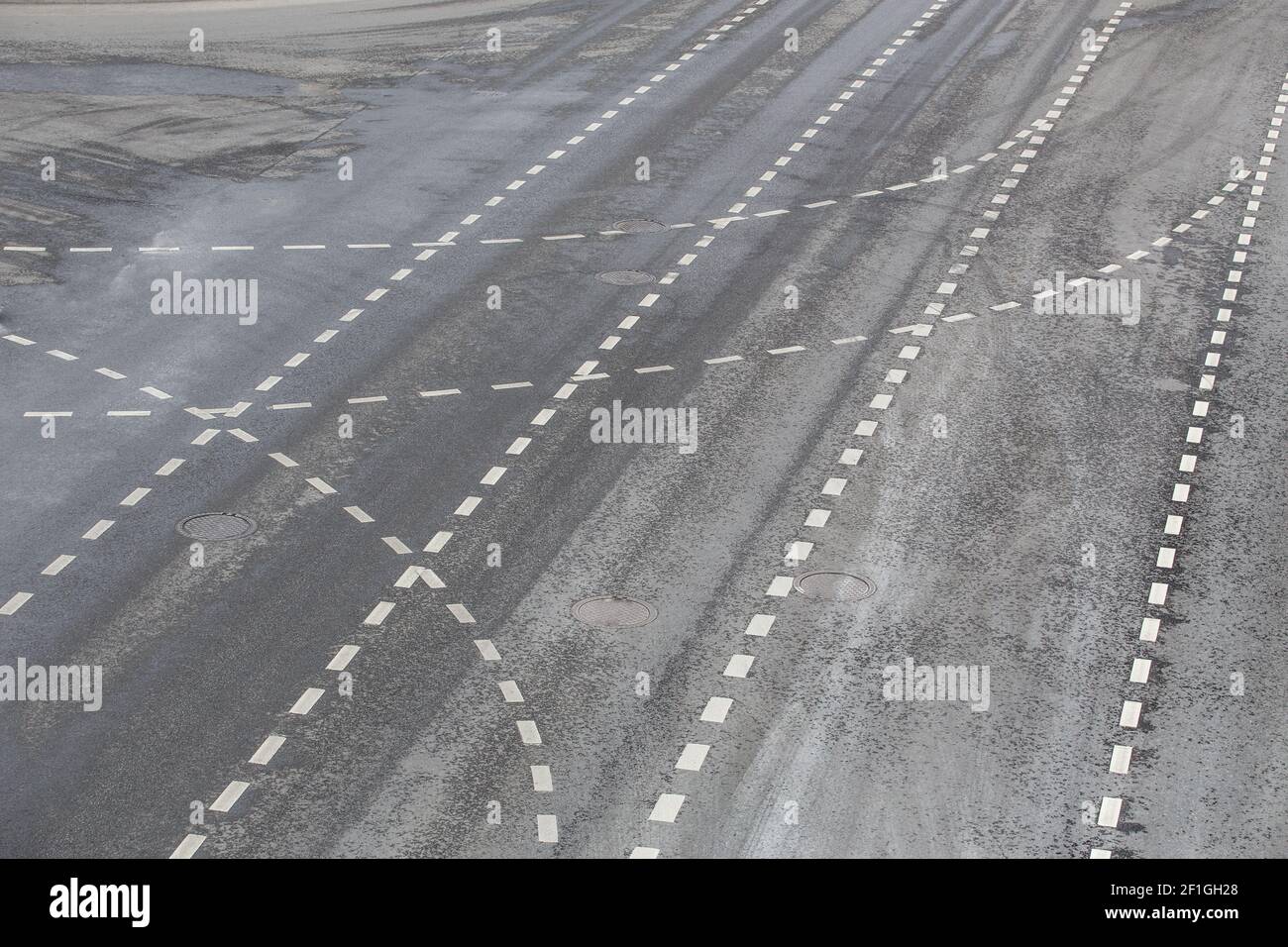 Multi lane motorway hi-res stock photography and images - Alamy
