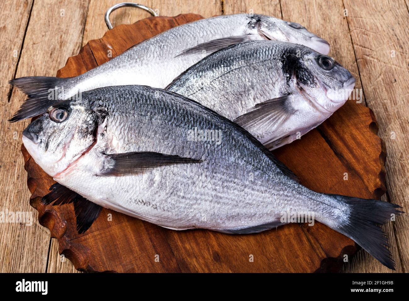 Fresh dorado fish Stock Photo - Alamy