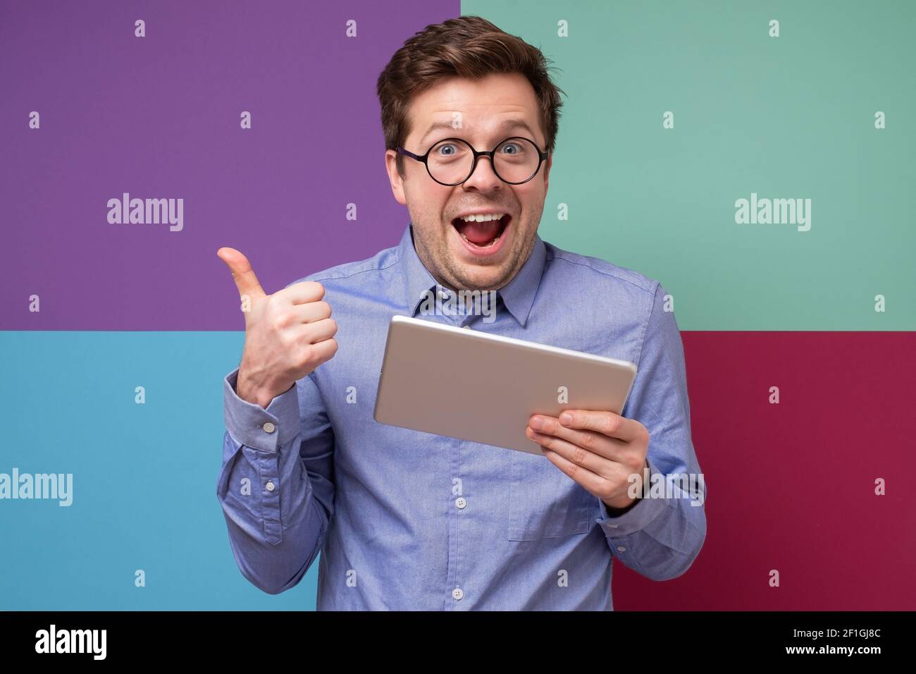 Finding interesting information hi-res stock photography and images - Alamy