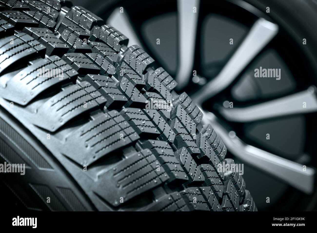 Modern profiles hi-res stock photography and images - Alamy