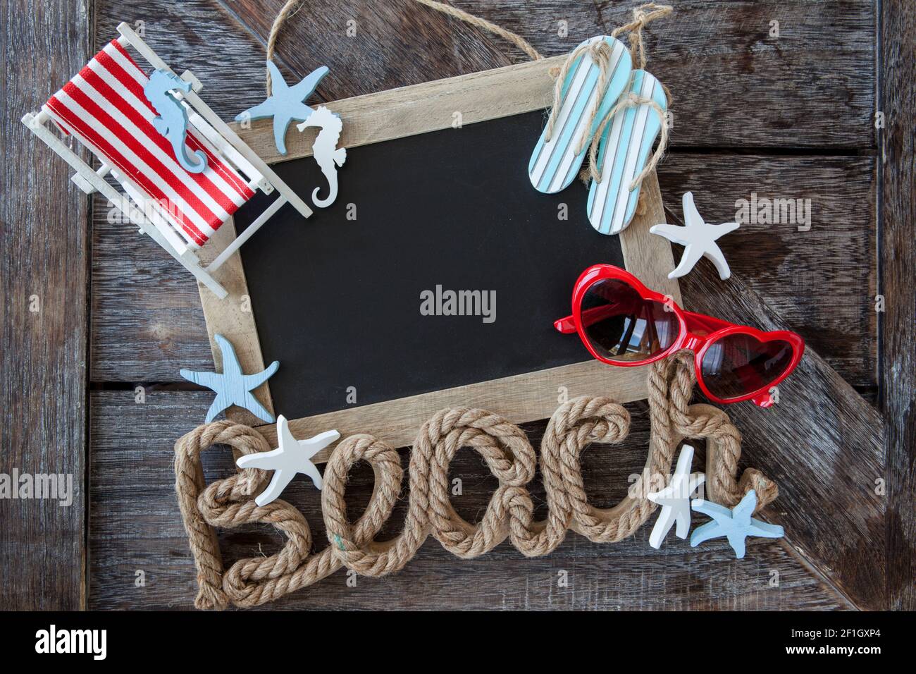 Rustic background for the beach holiday Stock Photo - Alamy
