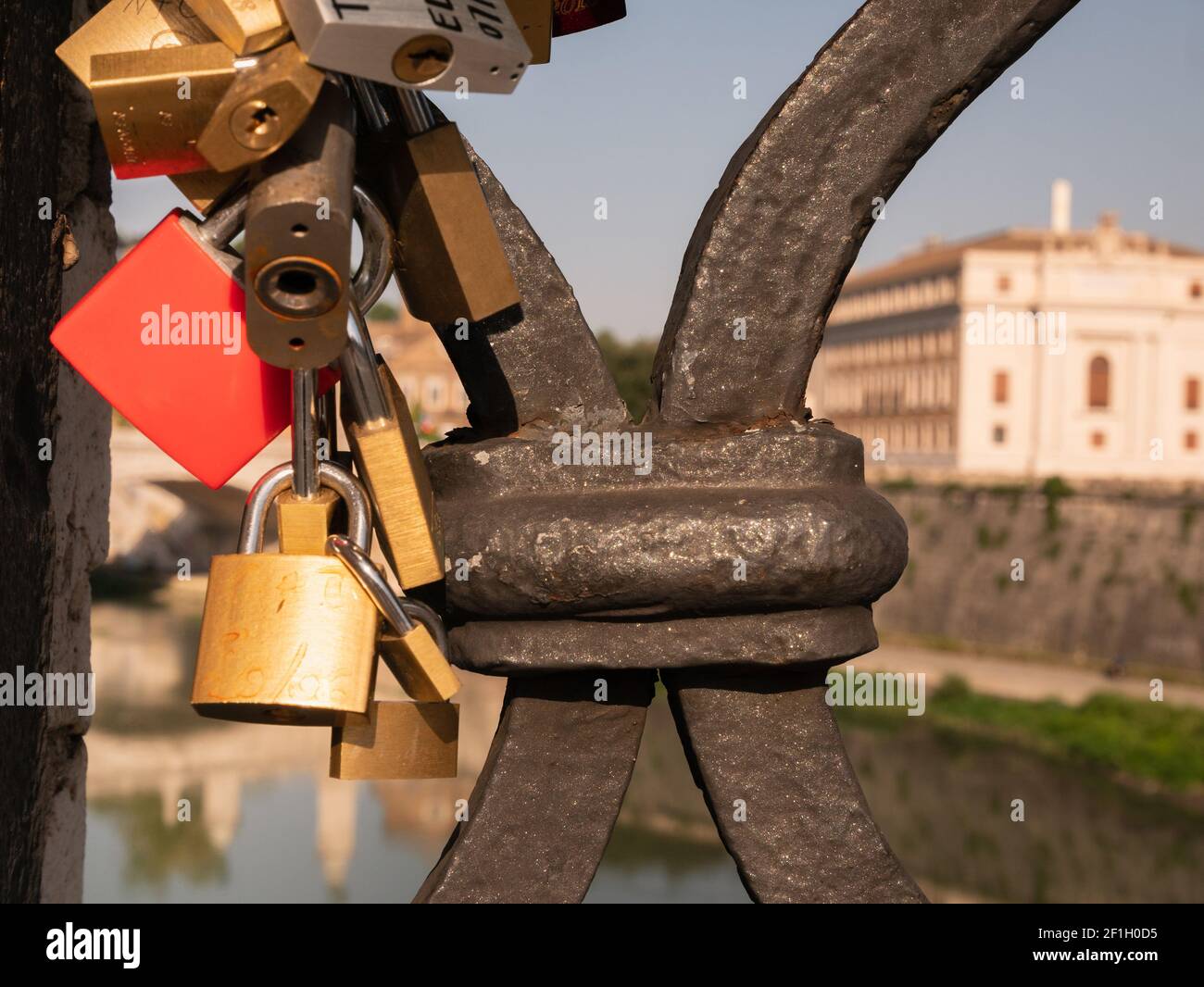Bridge dedication ceremony hi-res stock photography and images - Alamy