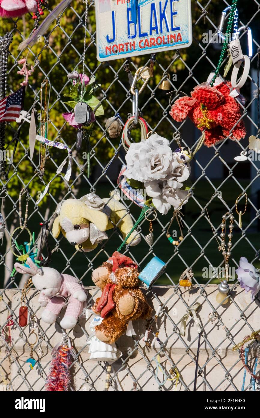 Oklahoma City, Oklahoma, USA. OKC National Memorial Mementos on Fence ...