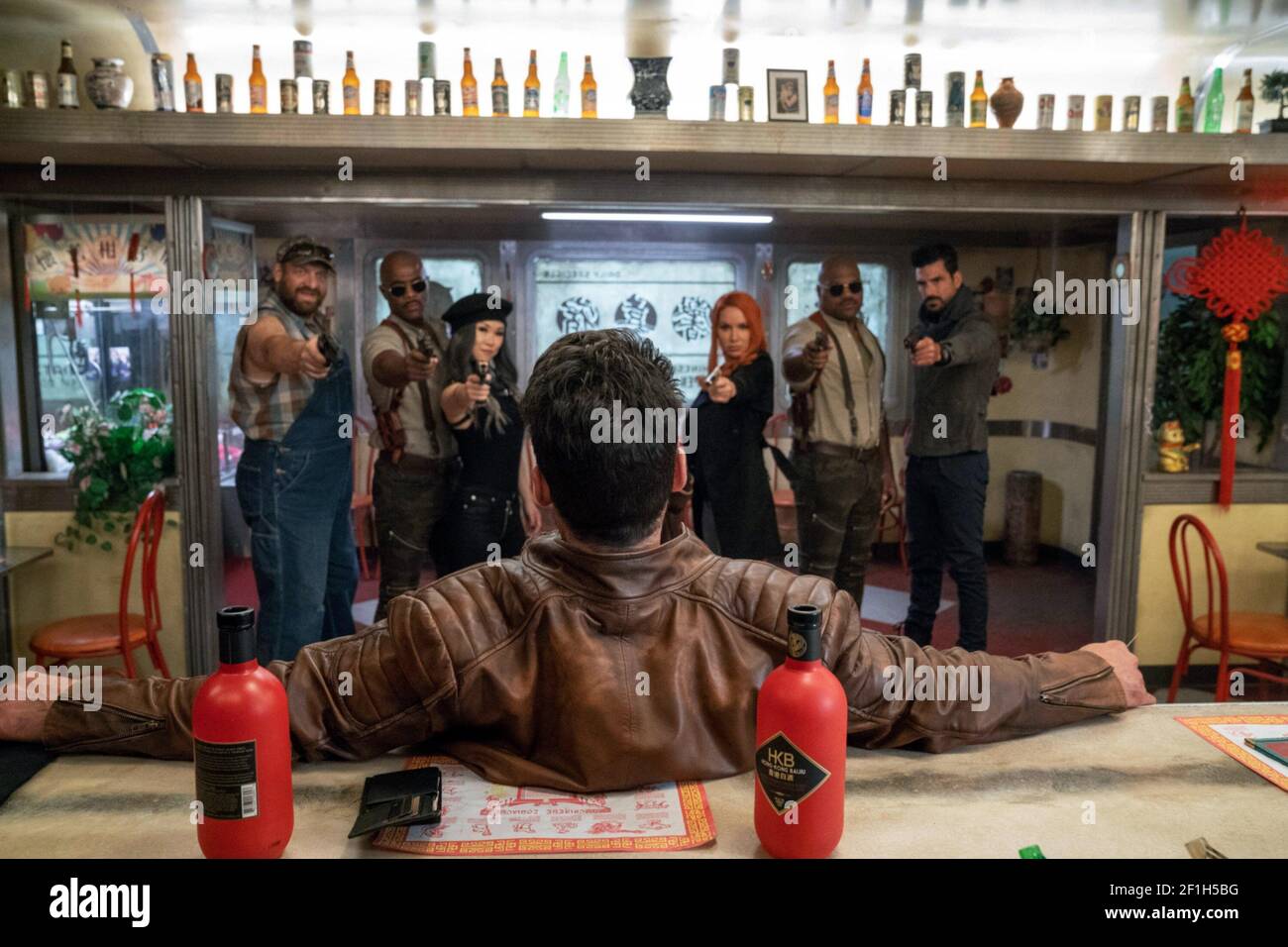 BOSS LEVEL, Frank Grillo (front), back, from left: Michael Tourek ...