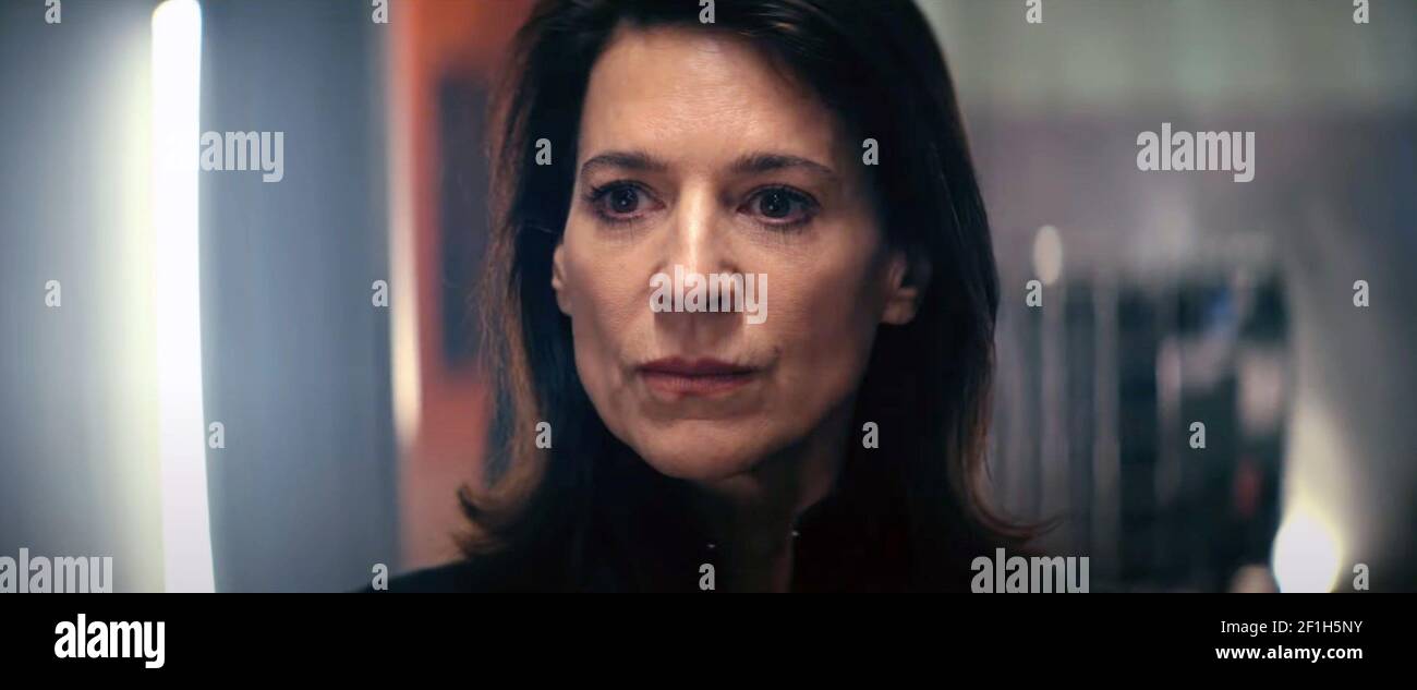 Perrey Reeves Face Perrey Reeves – Podcasting Them Softly