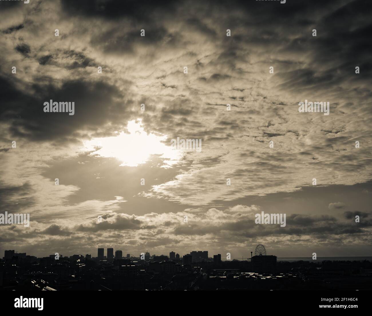 Stratosphere shade hi-res stock photography and images - Alamy