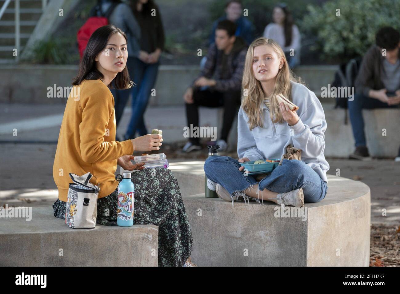 MOXIE, from left: Lauren Tsai, Hadley Robinson,, 2021. ph: Colleen ...