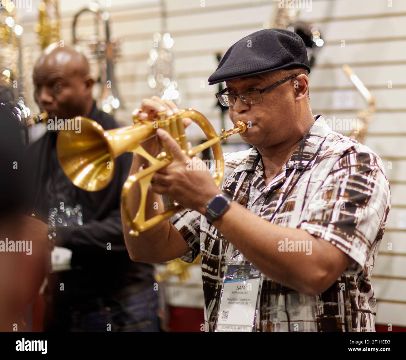 Cheeks blowing hi-res stock photography and images - Alamy