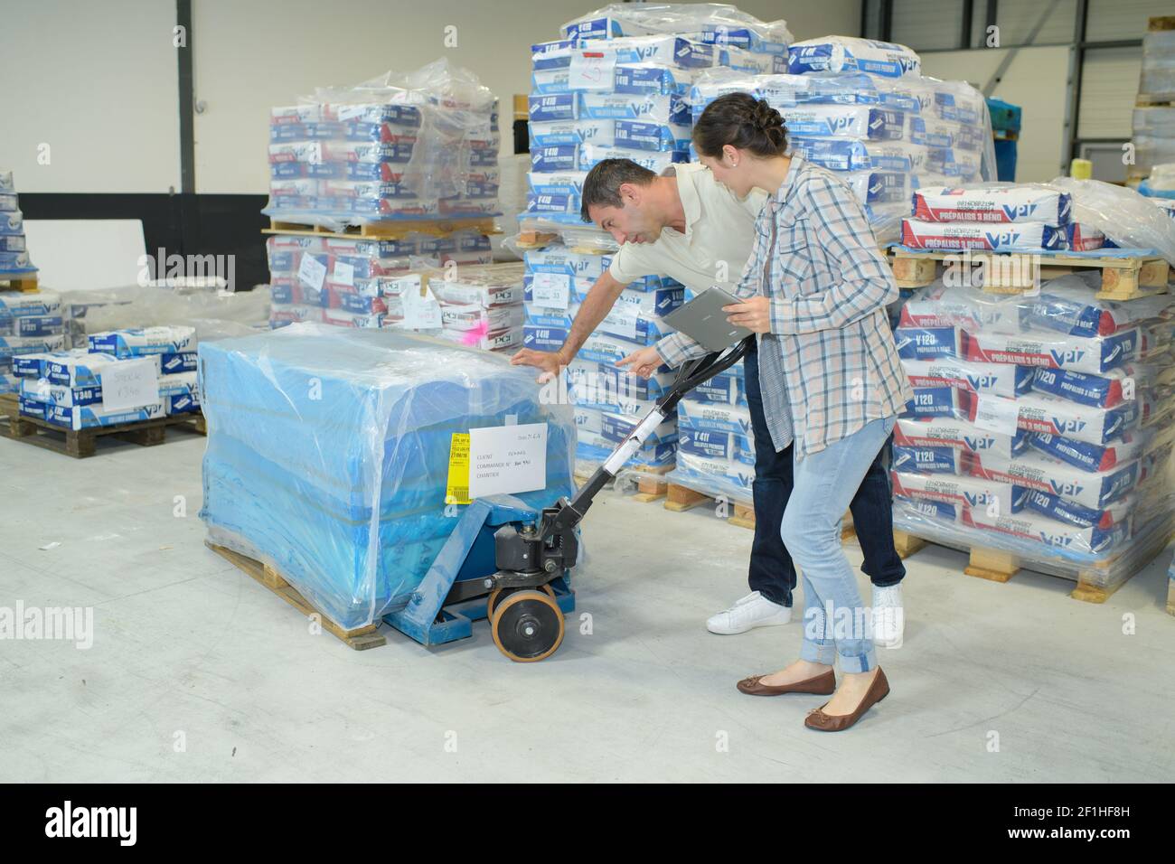 Item to be ordered hi-res stock photography and images - Alamy