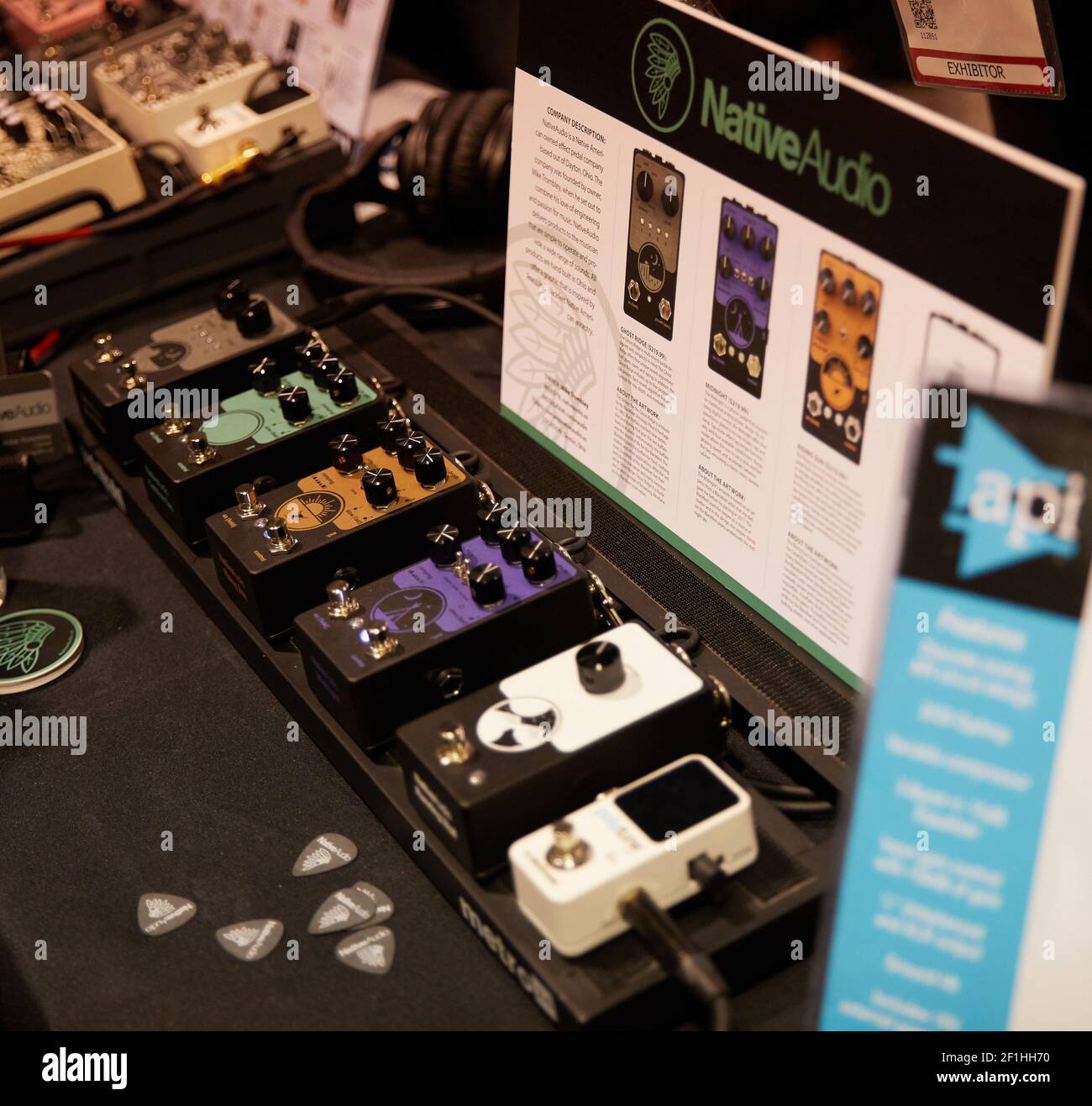 Ibanez guitar pedal hi-res stock photography and images - Alamy