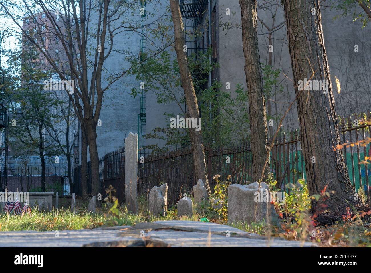 USA, New York, NY - First Shearith Israel Graveyard, Chatham Square ...