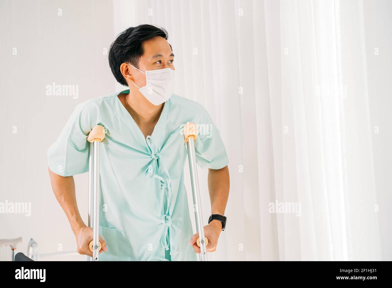 Male patient in hospital alone hi-res stock photography and images - Alamy