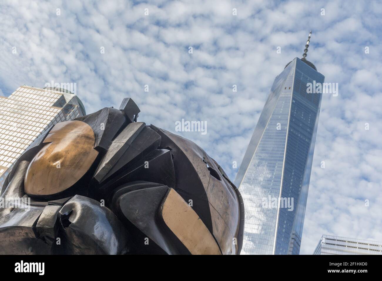 Fritz koenig sphere hi-res stock photography and images - Alamy