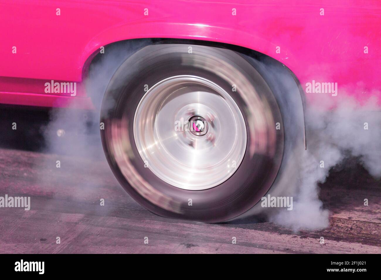 Drag race start line hi-res stock photography and images - Alamy