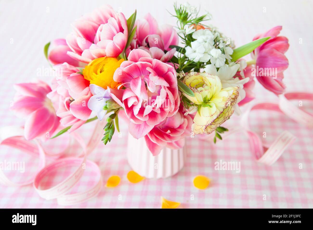Happy flowers in spring Stock Photo - Alamy