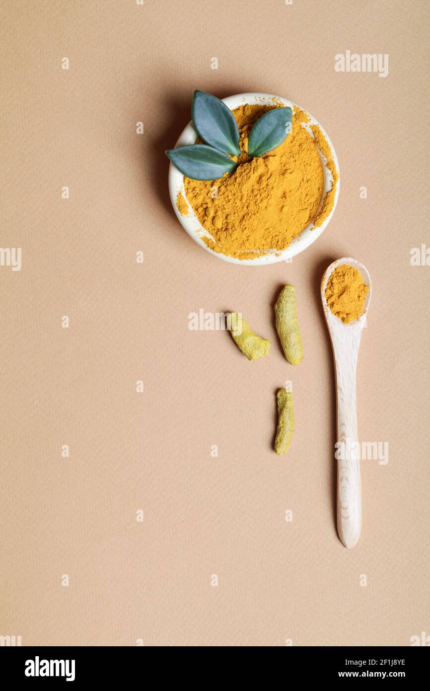 Curcuma longa leaf hi-res stock photography and images - Alamy