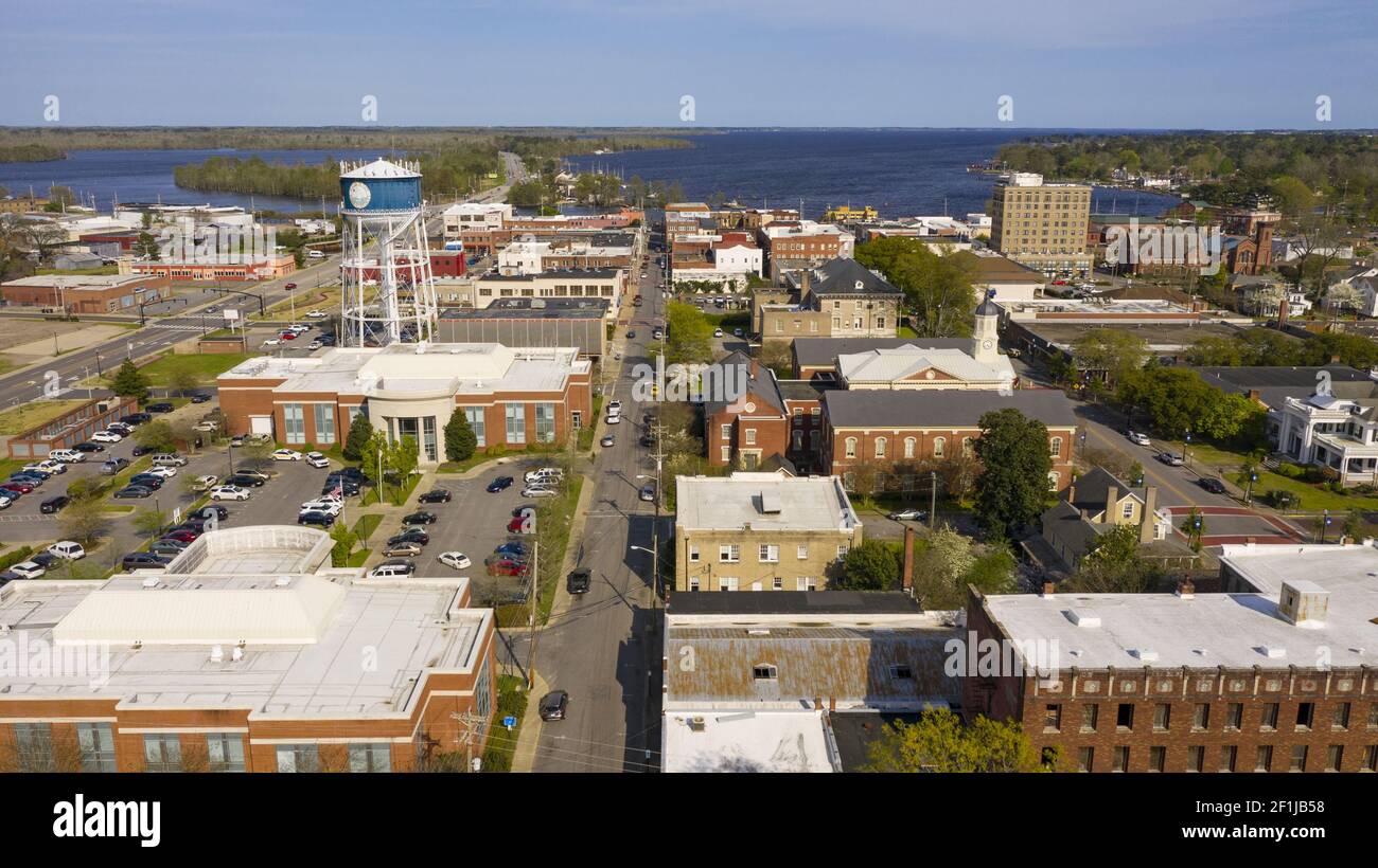 Elizabeth City North Carolina in Front of Forbes Bay and Pasqoutank ...