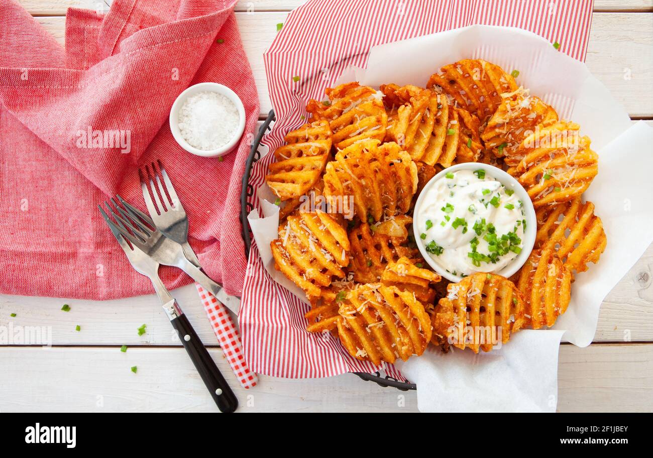 Lattice potatoes hi-res stock photography and images - Alamy