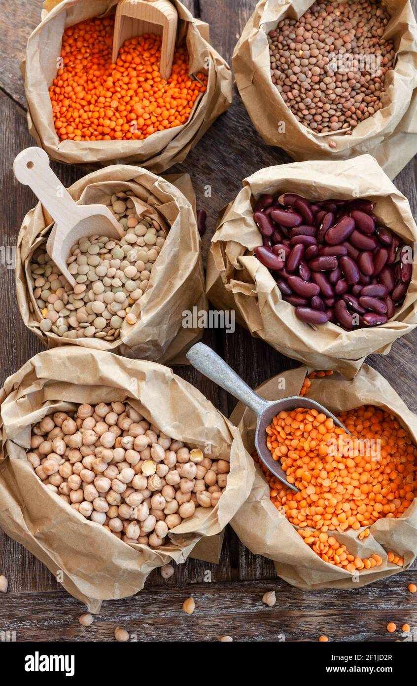 Assorted pulses in paper bags Stock Photo - Alamy