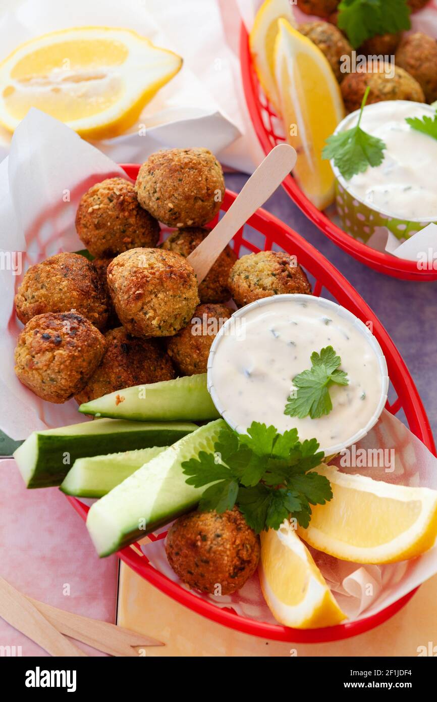 Falafel with garlic sauce Stock Photo - Alamy