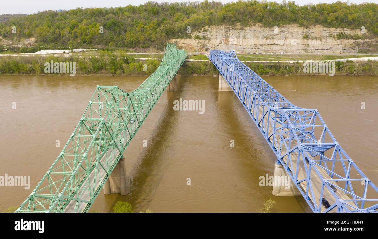 Dual Bridges Carry Highway 60 Traffic both Directions over the Ohio ...