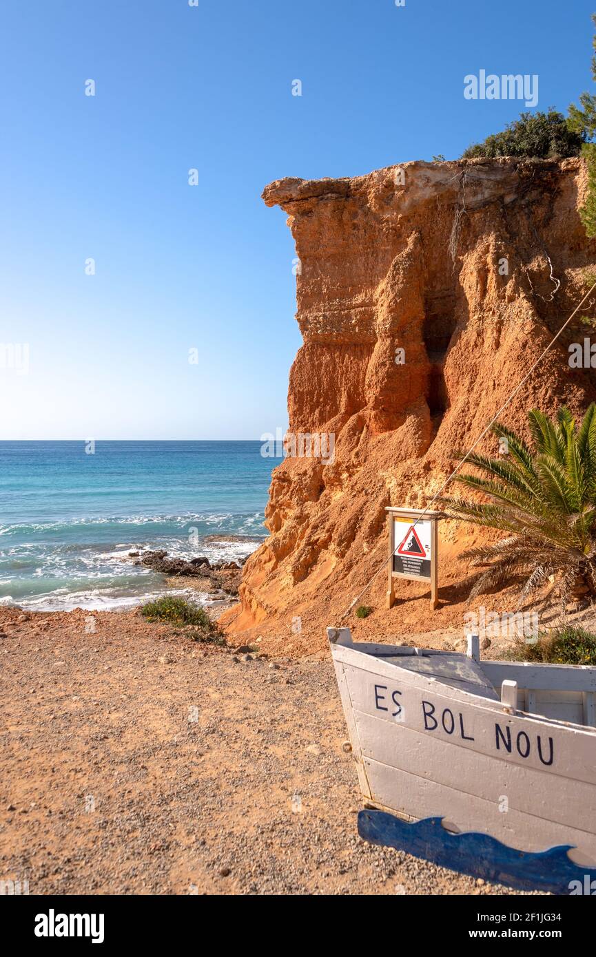 "Es Bol Nou" is one of the natural beaches of the island of Ibiza ...